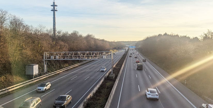 Massive Fahrbahnschäden auf A3: Zwei Spuren gesperrt - DeinLangenfeld